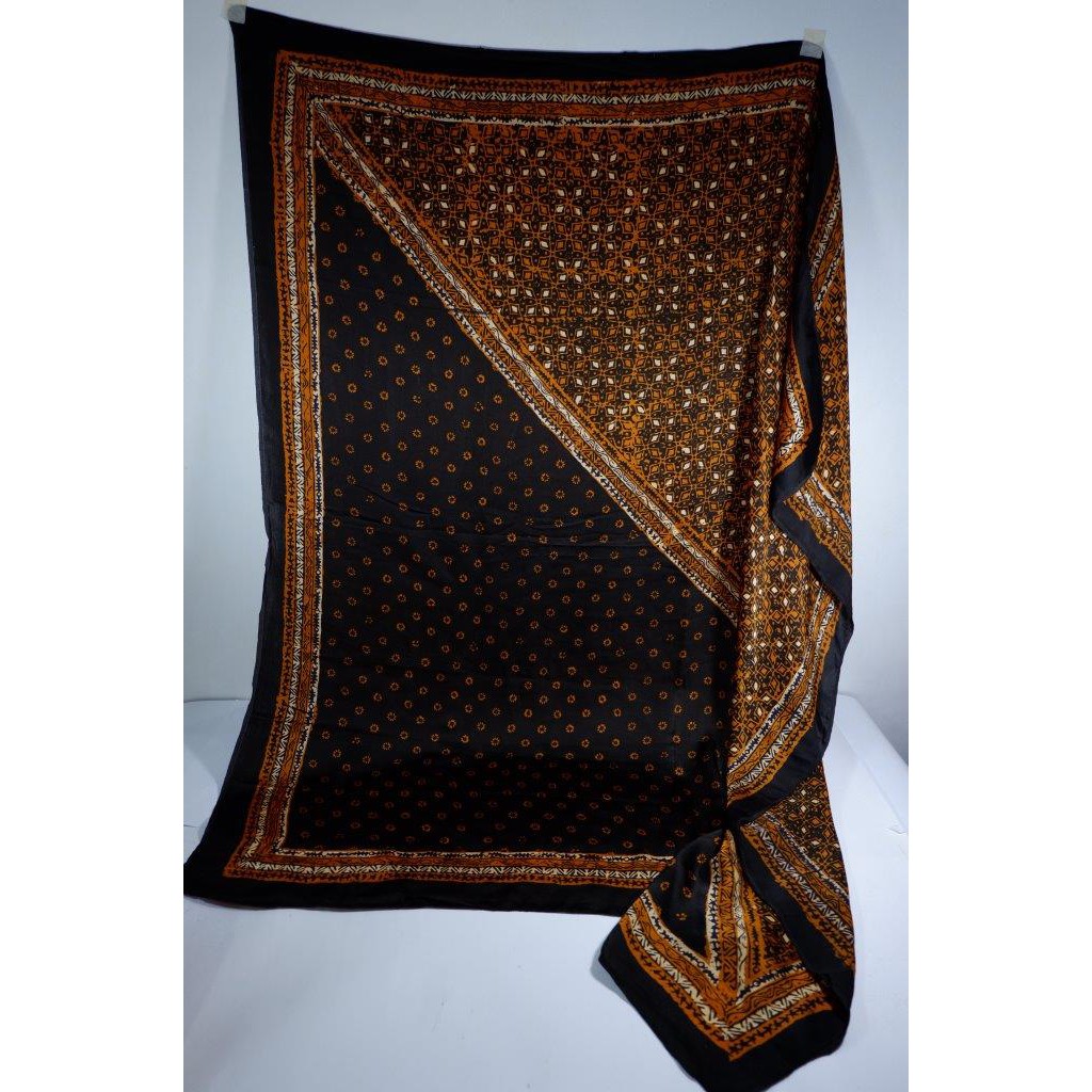 Jual Two Sided Scarf Batik Sutra Premium | syal batik shawl batik scarf ...
