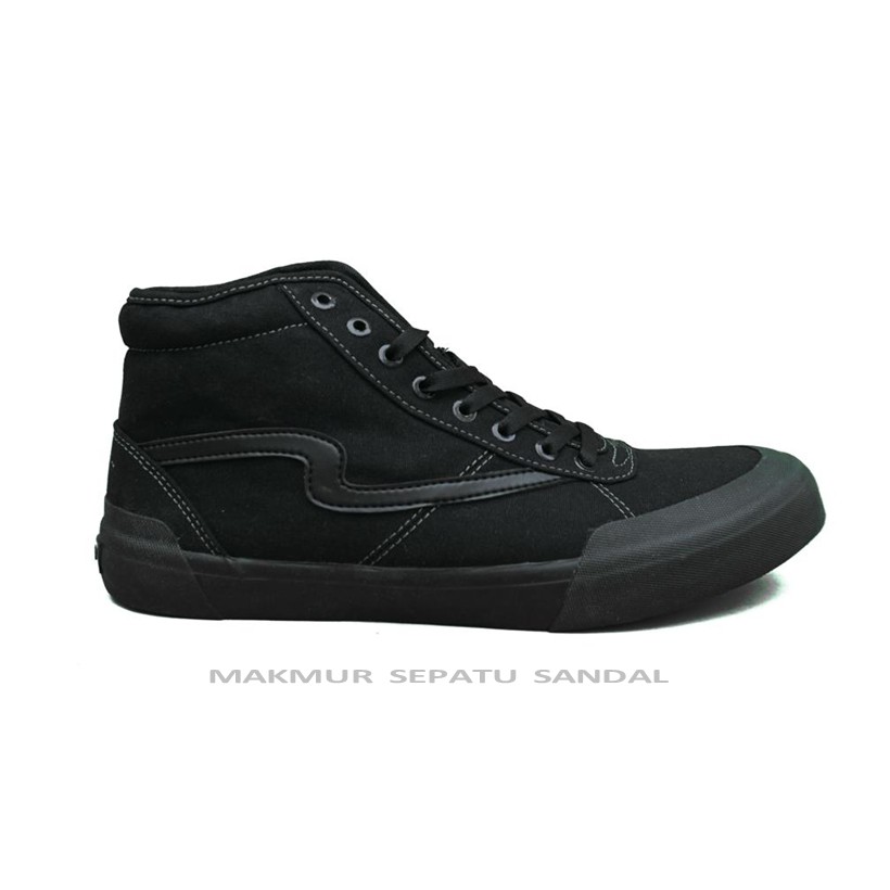 Jual Sepatu Patrobas Ivan High - All Black | Shopee Indonesia