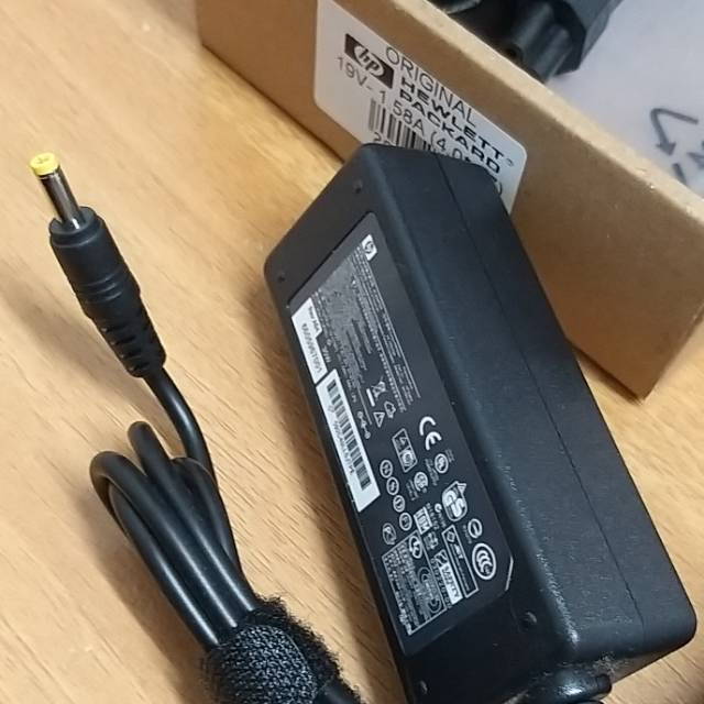 Jual Charger Adaptor Netbook Laptop Hp Mini 110 210 Pavilion 10 19V 1 ...