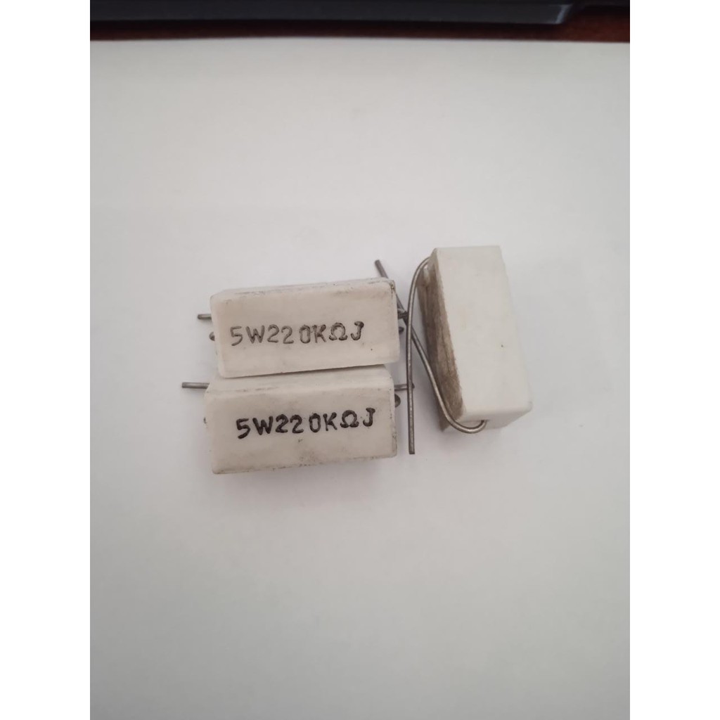 Jual Resistor Keramik Kapur Putih 5W 220Kilo 220K Ohm | Shopee Indonesia