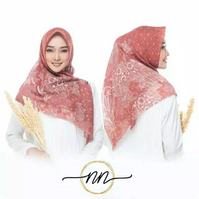 Jual HIJAB SEGI EMPAT VOAL MOTIF MERAK MERAH KERUDUNG JILBAB TERBARU | Shopee Indonesia