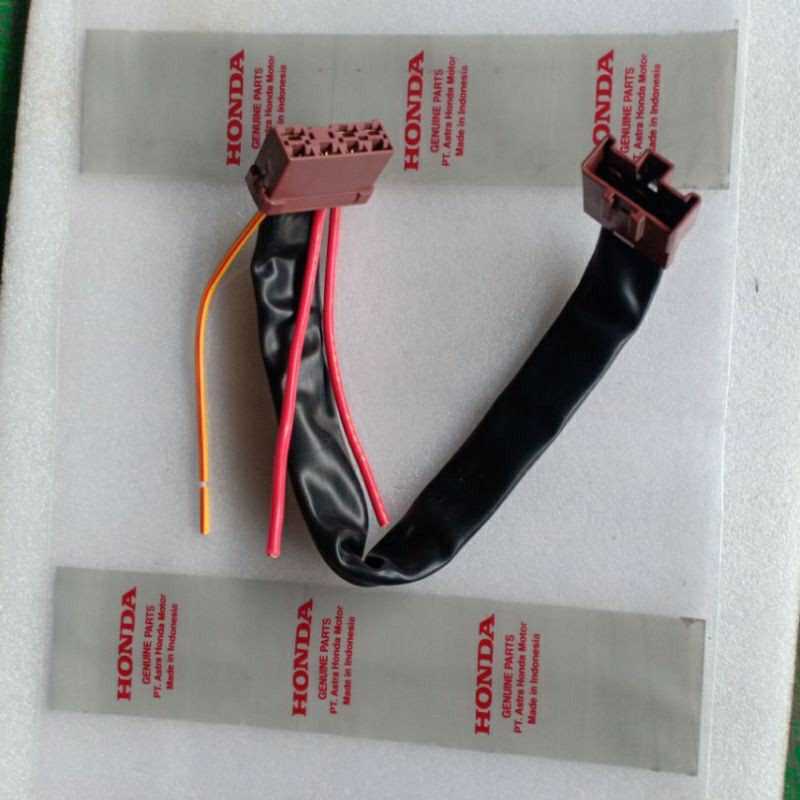 Jual SOKET ECU ECM KIPROK BEAT FI ESP BEAT STRET BEAT K81 VARIO 110 FI ...