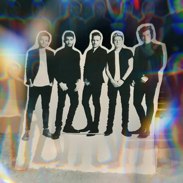 Jual One direction paper mini standee vol.1 | standee paper | Shopee ...
