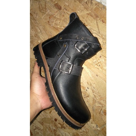 Jual Sepatu boots 2268 engineer- sepatu boots kulit asli - sepatu boot ...