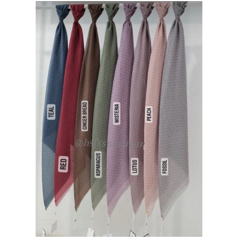 Jual Buttonscarves tapis square | Shopee Indonesia