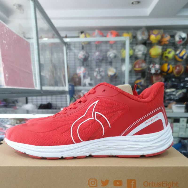 Jual Sepatu Running Ortuseight HYPERDRIVE (Ortred/White) | Shopee Indonesia