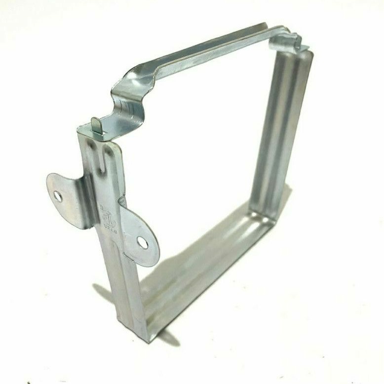 Jual Gantungan Talang Air Kotak Besi 4" Inch Clam Talang | Shopee Indonesia