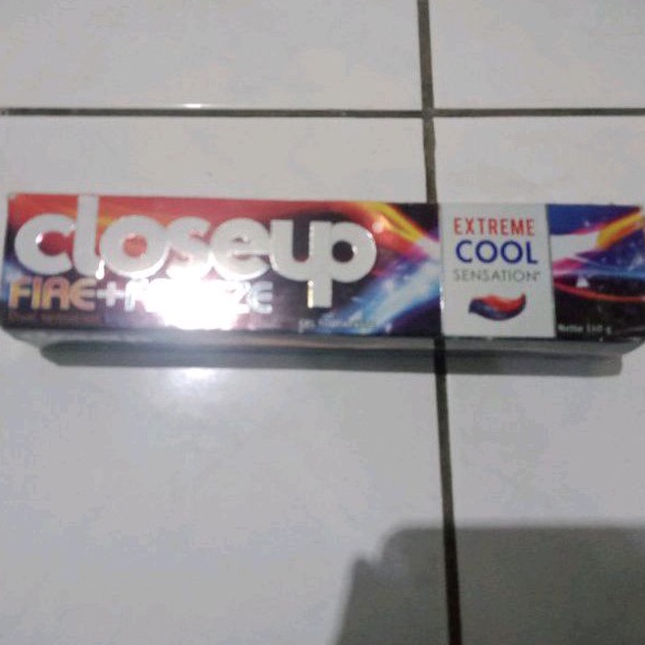 Jual Closeup Fire+Freeze Gel Toothpaste 160g | Shopee Indonesia
