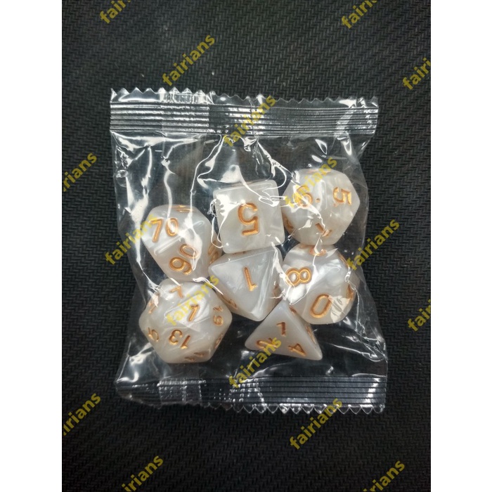 Jual Dadu/Dice DND Polyhedral set isi 7 (Jade White - Gold Text ...