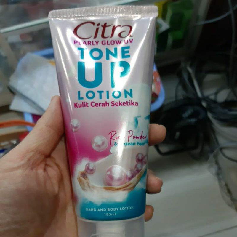 Jual CITRA Tone Up Lotion Pearly Glow 180ml | Shopee Indonesia