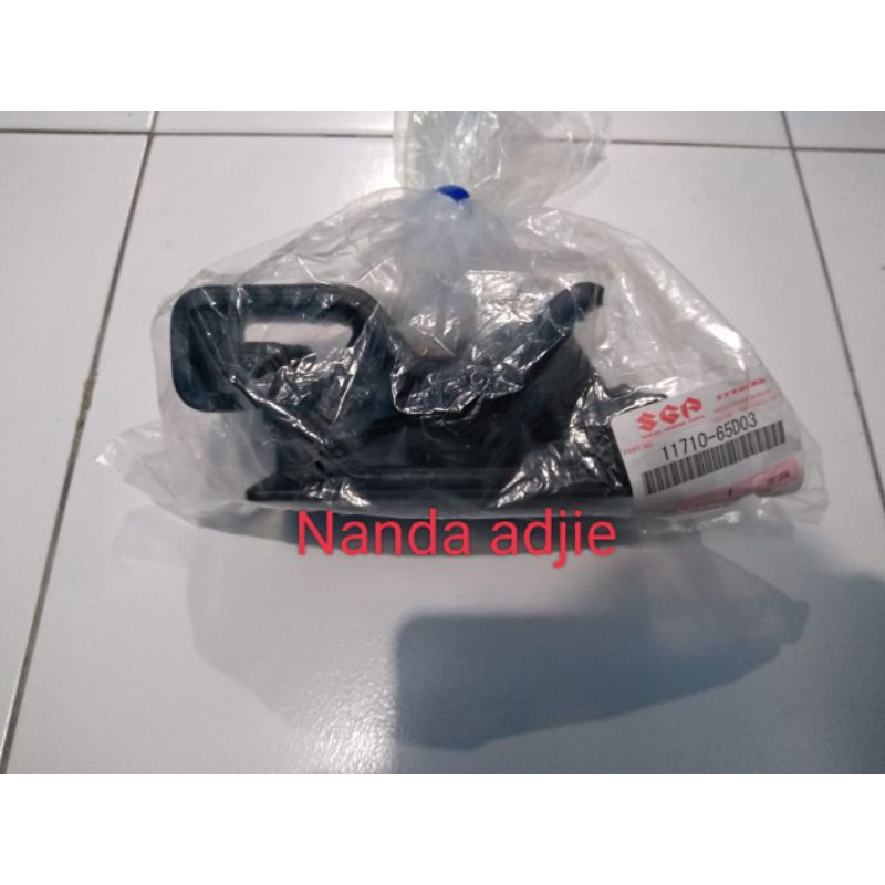 Jual Engine mounting belakang mobil Escudo 2.0 Escudo 1.6 original ...