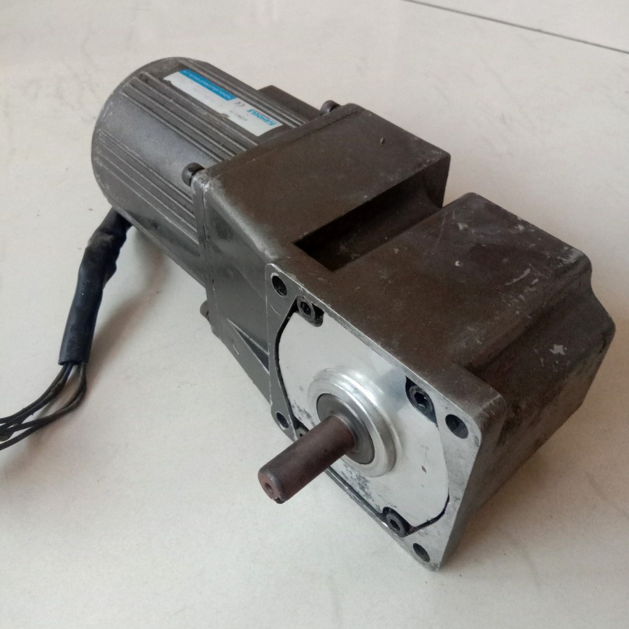 Jual DINAMO MOTOR GEARBOX SIDE MODEL 25W RATIO 1:30 220V | Shopee Indonesia