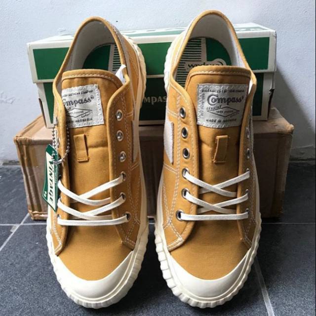 Jual SEPATU COMPASS | Shopee Indonesia