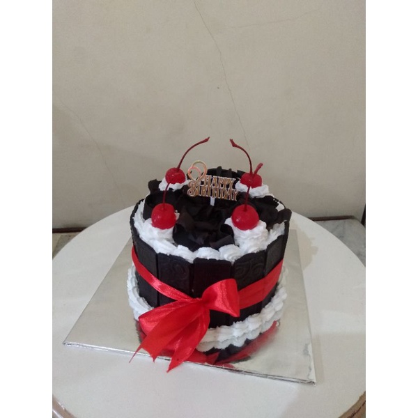 Jual Kue Ulang Tahun Coklat Cerry Birthday Cake Coklat Cerry | Shopee Indonesia