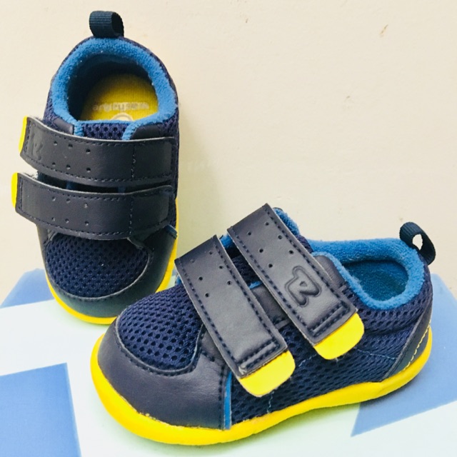 Jual Sepatu anak, walker shoes Toe Zone by Osh Kosh (preloved) | Shopee ...