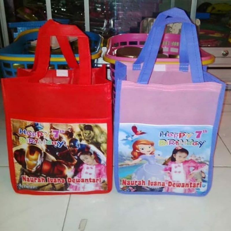 Jual SOUVENIR TAS SPUNBOND VINYL | Shopee Indonesia