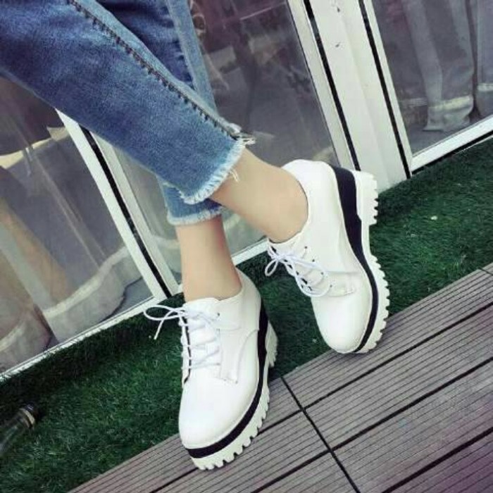 Jual SEPATU OXFORD CEWEK PUTIH BOOT VINTAGE CEWEK PUTIH BOOTS DOCMAR ...