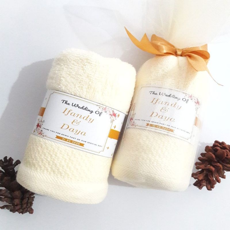 Jual Souvenir wedding Handuk 30x70 cm + Belt Paper + Pita + Tile ...