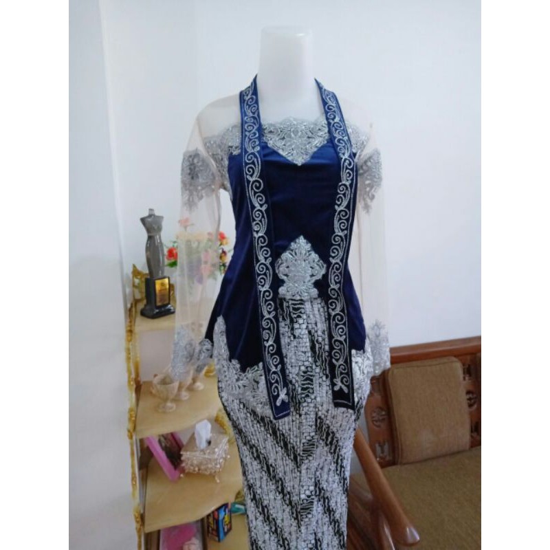 Jual Kebaya Bludru Hitam / Marun / Navy REAL PICT! kebaya kutubaru ...