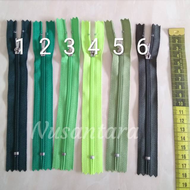 Jual Resleting /Risleting /Zipper YKK 6"/15cm satuan green series | Shopee Indonesia