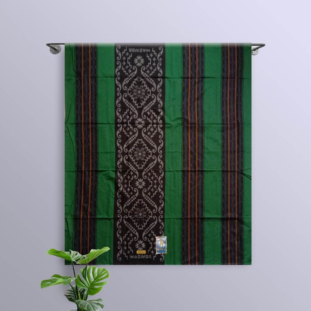 Jual Wadimor Sarung Tenun Tumpal Kembang Motif Manik-Manik | Shopee ...