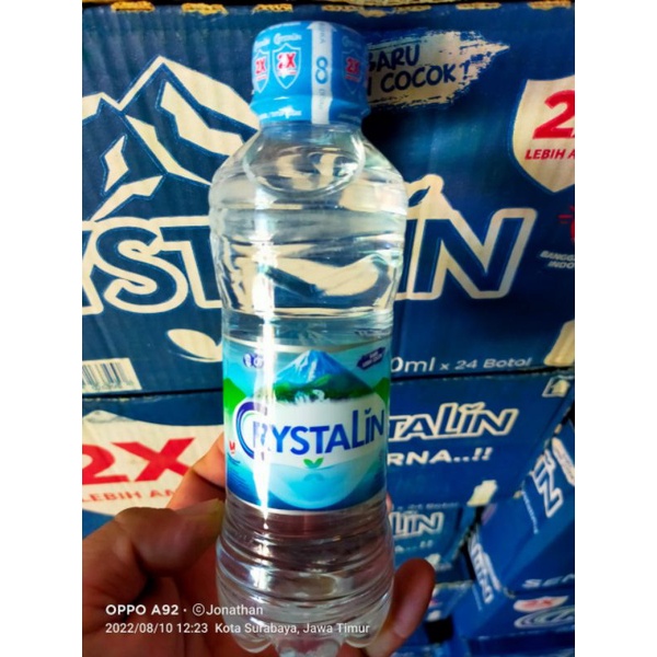Jual crystalin air mineral 330 ml | Shopee Indonesia
