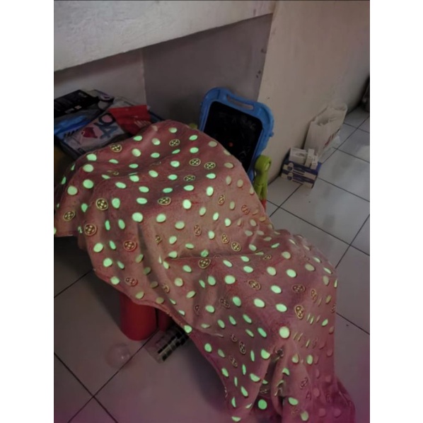 Jual king rabbit thermal blanket grey star moon polka glow in the dark ...