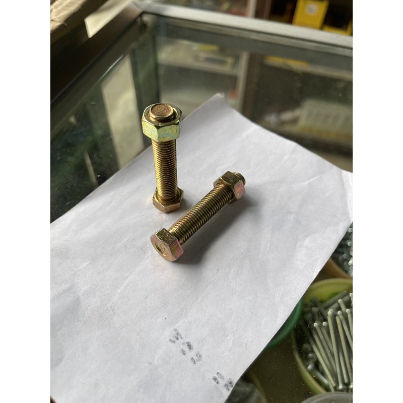 Jual BMK M10 x 50 - BAUT MUR BESI KUNING KUNCI 14 PJG 5 CM | Shopee Indonesia