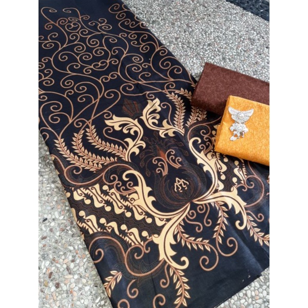 Jual At Kain Batik Jarik kebaya Coupe Set Embos Seragam Bridesmaid ...