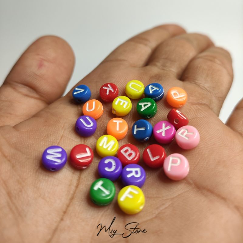 Jual [Pilih Huruf] Manik Mote BULAT WARNA RAINBOW Tulisan PUTIH Huruf A ...