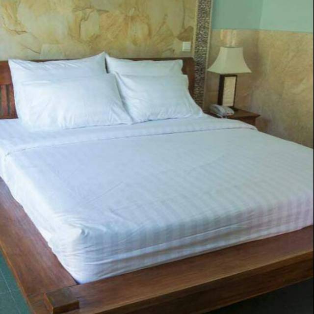 Jual Sprei hotel dobby salur UK 120/180/160 | Shopee Indonesia