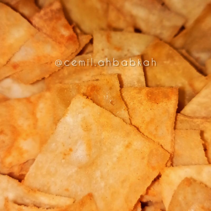 Jual Keripik pangsit cemilan kekinian jajanan kekinian cemilan pedas ...