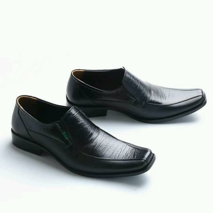 Jual Sepatu Kantor Pria Kickers Pantofel Formal Kerja Dinas Pesta M3W5 ...