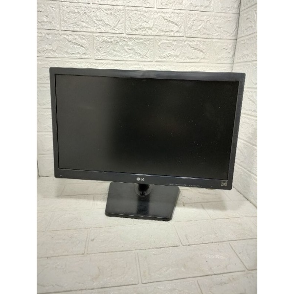 Jual Monitor LG LED 20 Inch Wide Lengkap Kabel | Shopee Indonesia