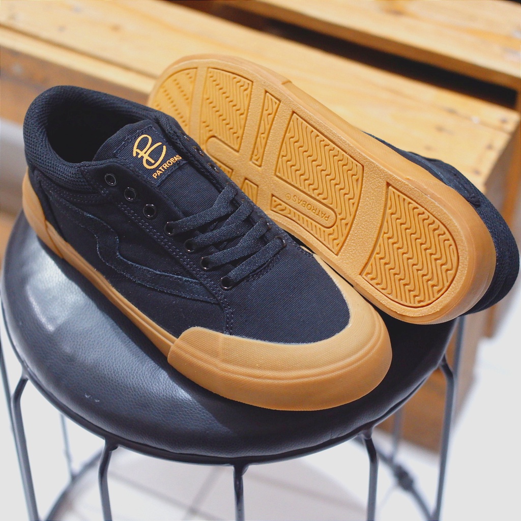 Jual Patrobas Cloud Low Black Gum | Shopee Indonesia