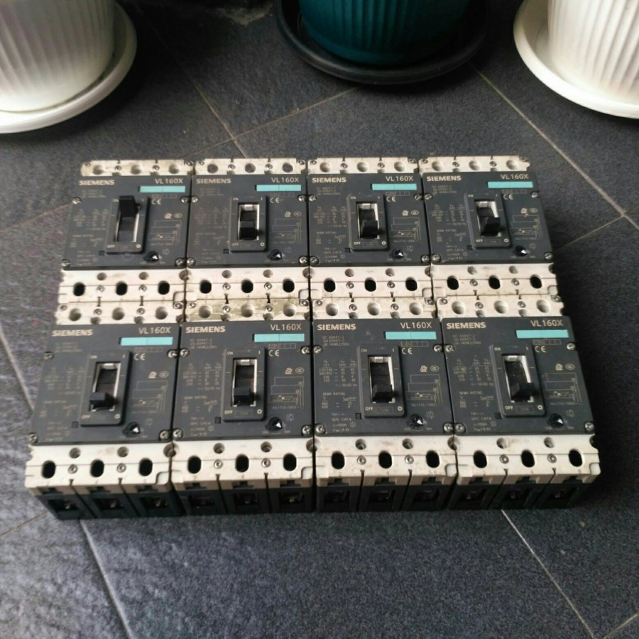 Jual MCCB SIEMENS VL160X 3VL1712-1DD33-0AA0 125 AMPERE | Shopee Indonesia