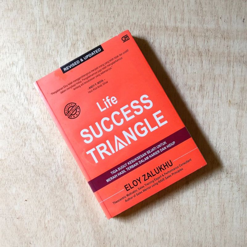 Jual LIFE SUCCESS TRIANGLE: TIGA SUDUT KESUKSESAN SEJATI UNTUK MERAIH ...