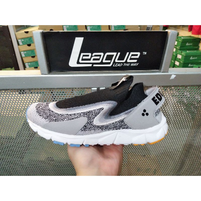 Jual Sepatu League Slip On Terbaru Sadega Runner Limited Edition ...