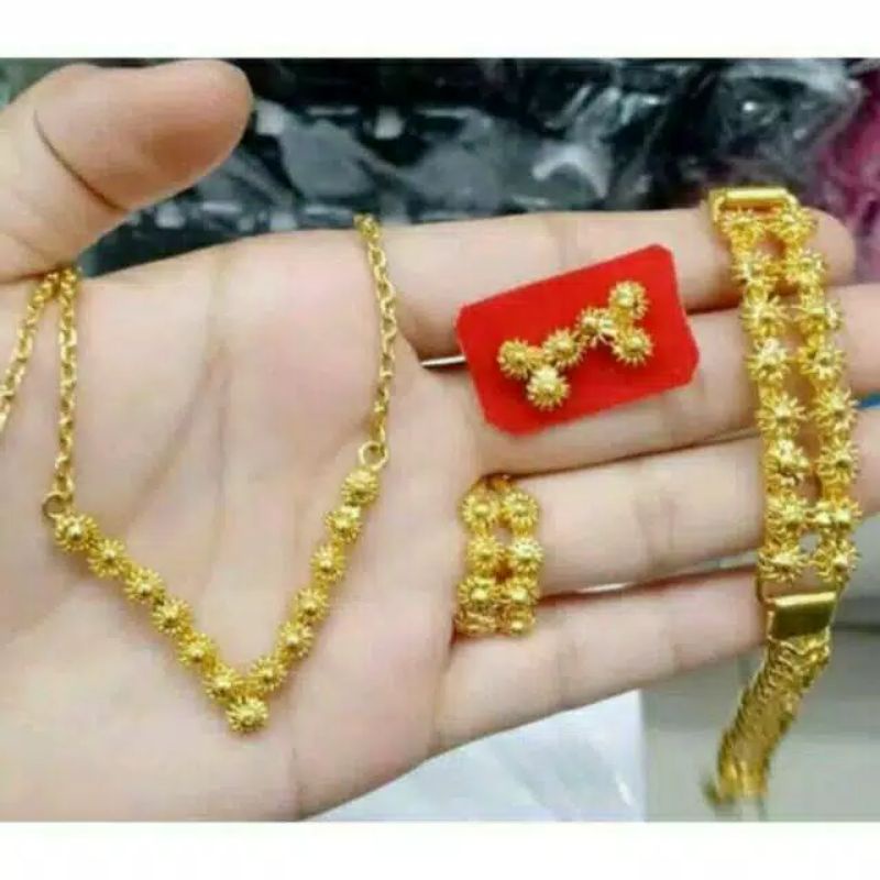 Jual set matahari set bunga tanjung kalung matahri replika emas persis ...