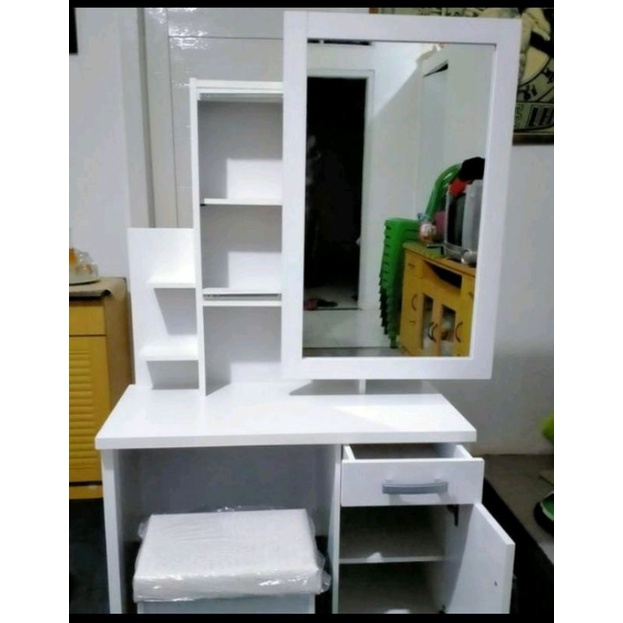 Jual meja rias + paking kaca request 15rb/ meja make up/rak rias/tolet ...