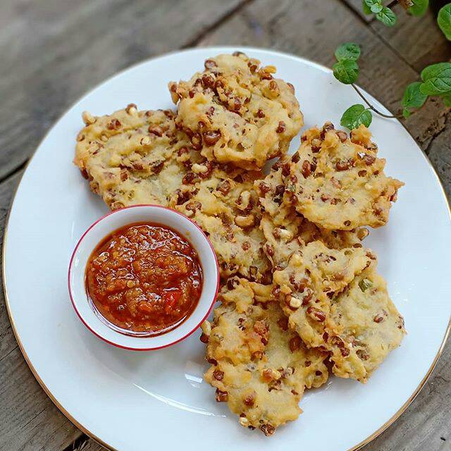 Jual Gorengan Rarawuan garing oleh oleh bandung | Shopee Indonesia