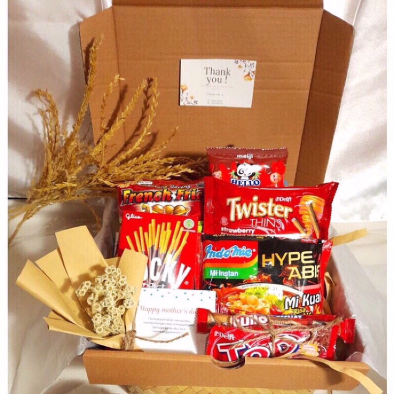 Jual SNACK BOX RED EDITION LARGE| HAMPERS/ KADO HADIAH BIRTHDAY ...