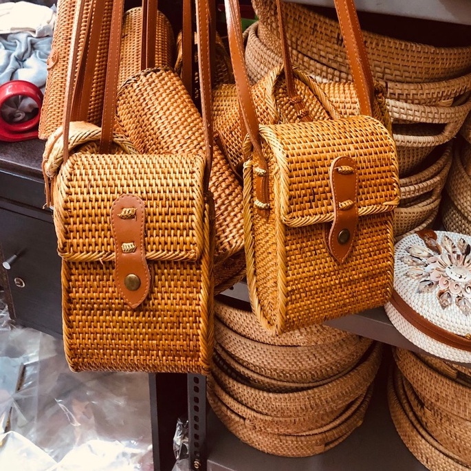 Jual Tas rotan dompet hp/ tali biasa | Shopee Indonesia