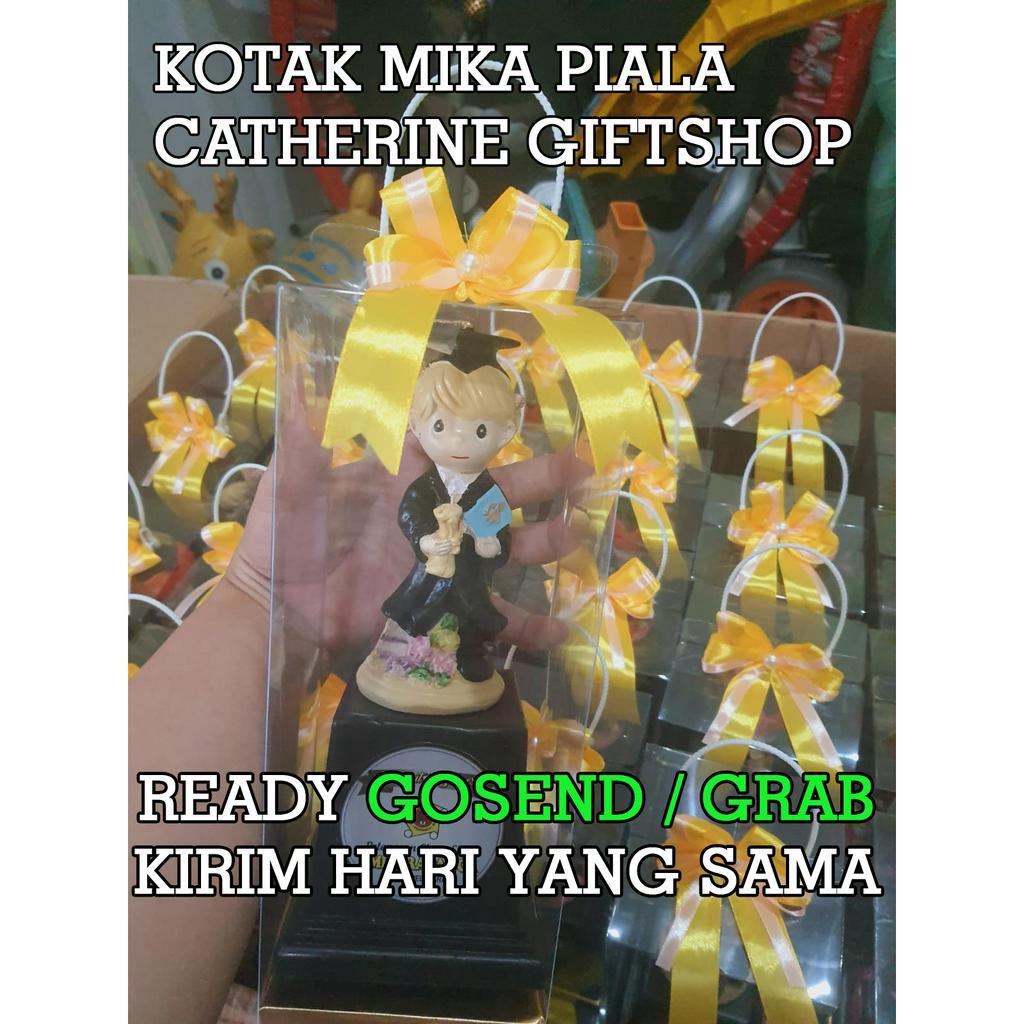 Jual Kotak Mika 10 x 10 x 28 dan 10 x 10 x 30 untuk piala / boneka ...