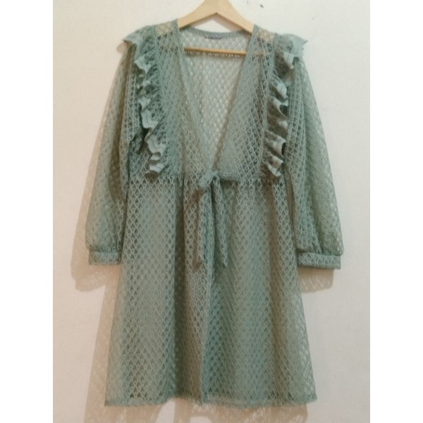 Jual IZZA Outer Brokat tulle /Cardigan broklat tulle terbaru | Shopee ...