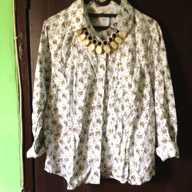 Jual KEMEJA BUNGA (fit to L) | Shopee Indonesia