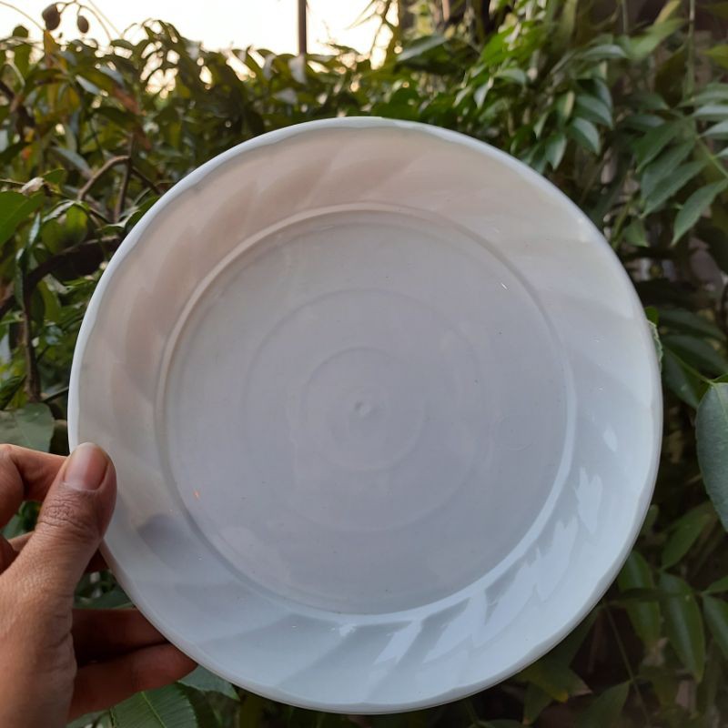 Jual Tatakan Pot Alexish Teratai 20 Putih / Alas Pot | Shopee Indonesia