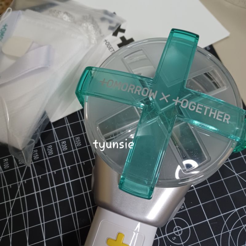 Jual MOABONG ONLY PRELOVED TXT LIGHTSTICK OFFICIAL LS (tag SOOBIN ...