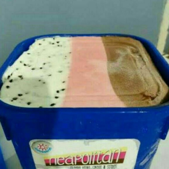 Jual Indoeskrim Neapolitan chip/es cemil | Shopee Indonesia