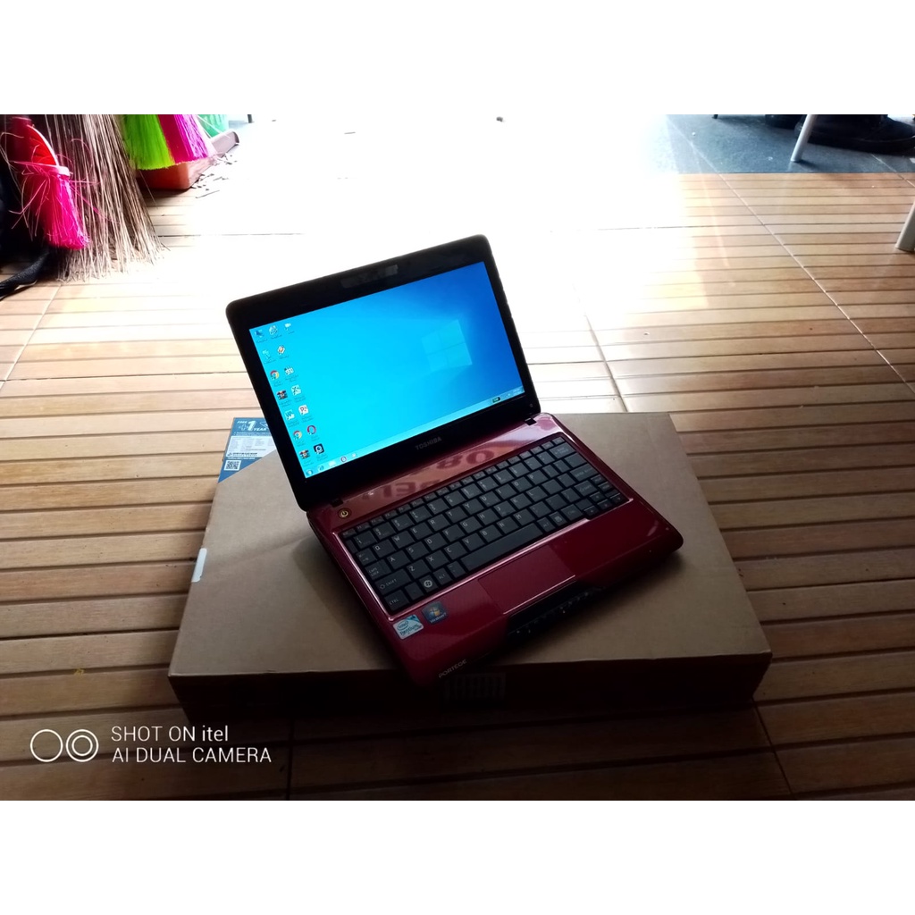 Jual NOTEBOOK SECOND TOSHIBA 12 INCH GENERASI BARU ZOOM WIFI WEBCAM ...